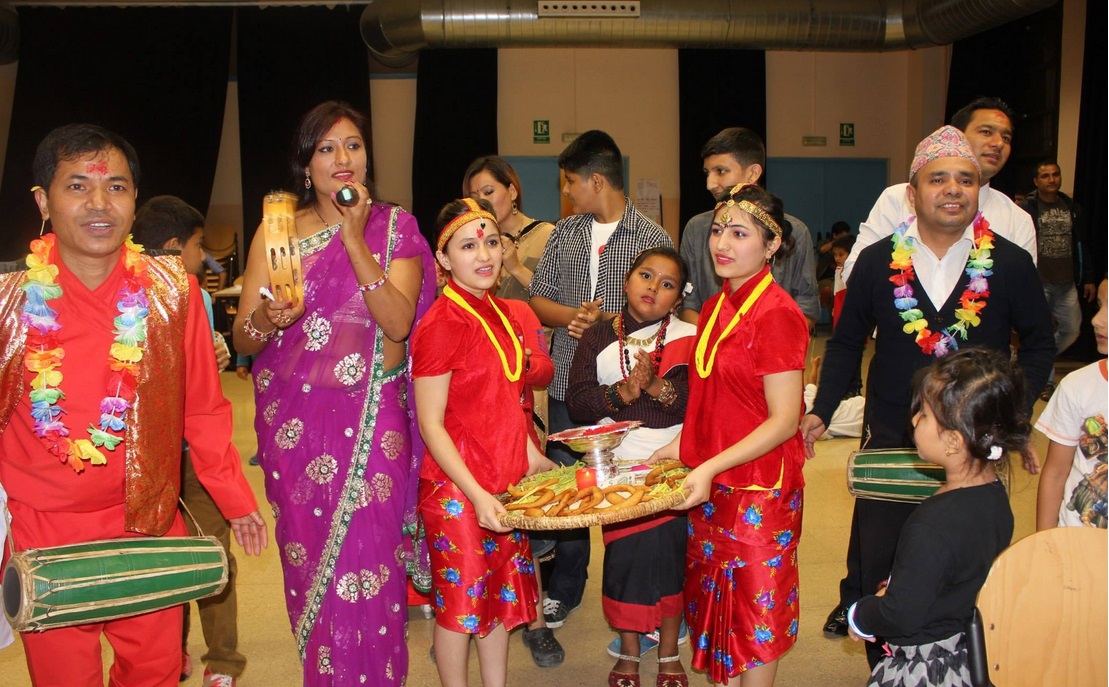 तिहारलाई सम्झाउँछन् देउसी, भैलो गीतले